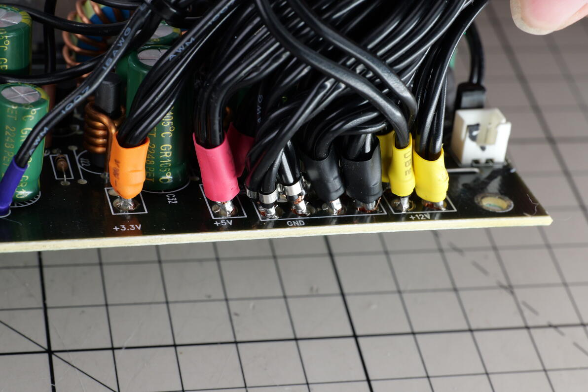 倒是还没接地府，超便宜的750W金牌全模组电源大水牛GPN850拆解评测 - 哔哩哔哩