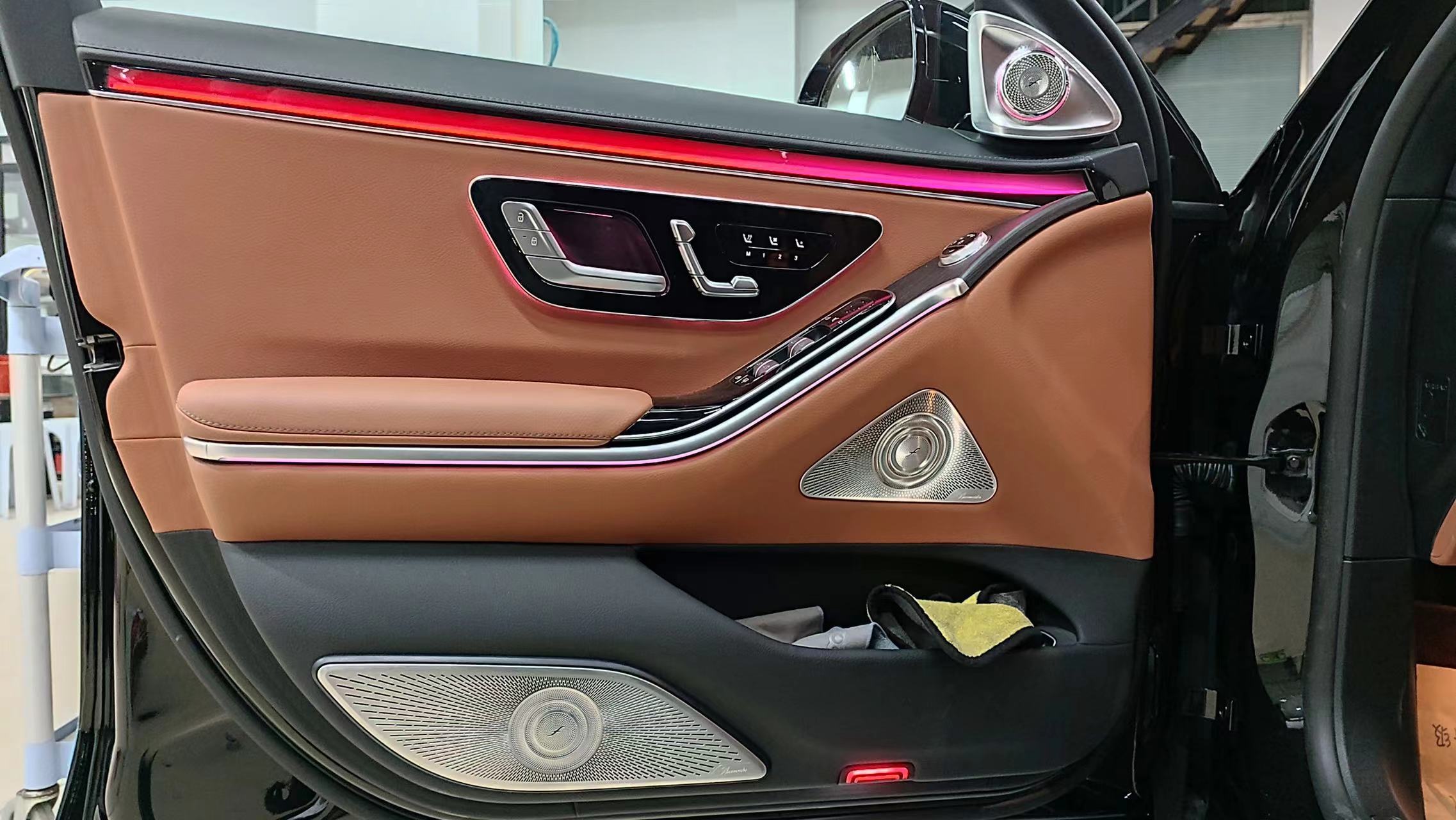 21款22款23款奔驰S400L S450L升级4D大柏林音响配置 - 哔哩哔哩