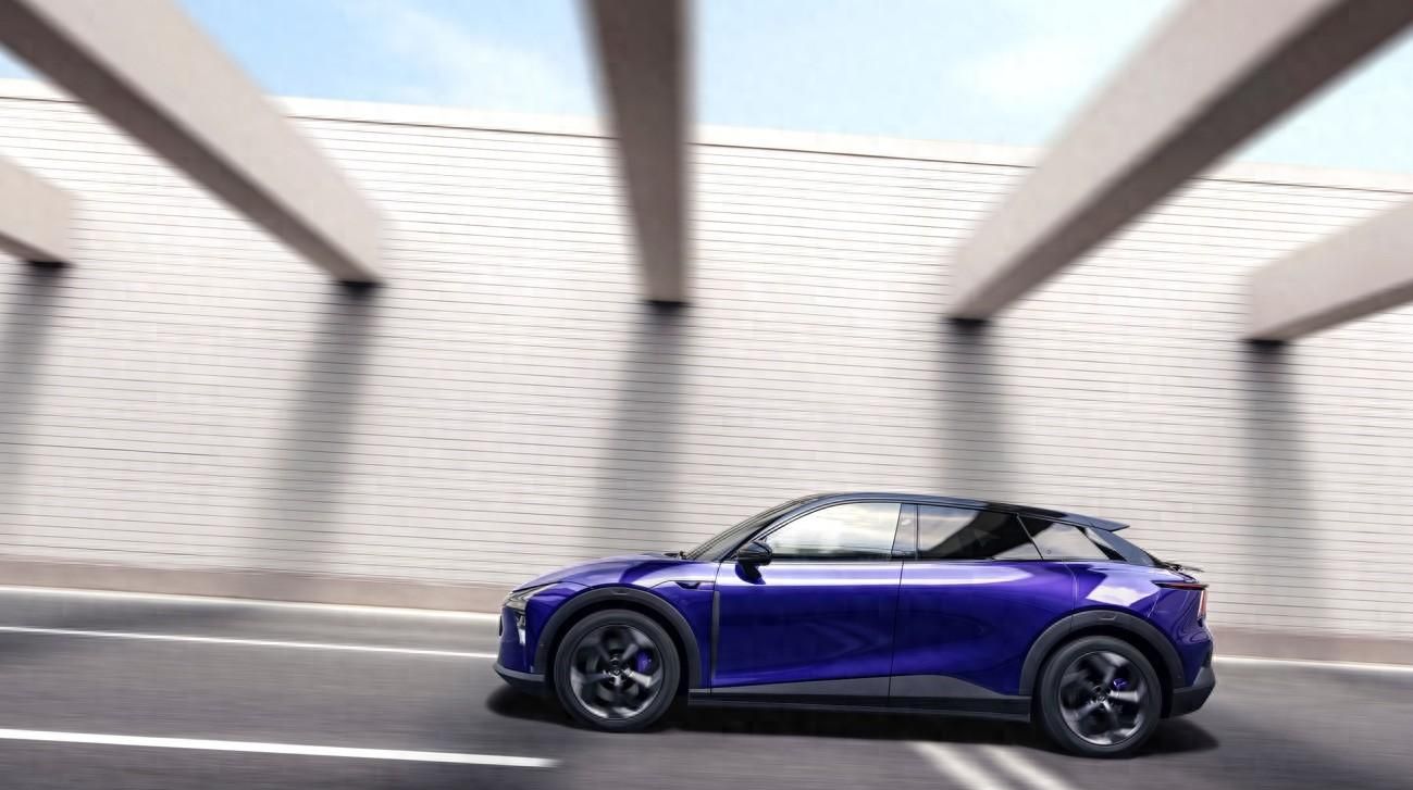 720km超长续航，极越01 Max 长续航版正式上市 - 哔哩哔哩