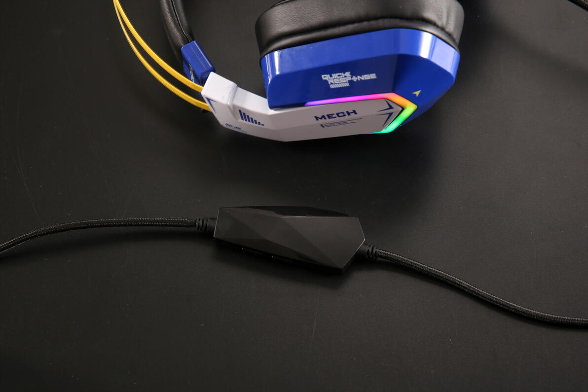 达尔优EH732耳机测评：造型炫酷畅享沉浸吃鸡游戏体验 - 哔哩哔哩