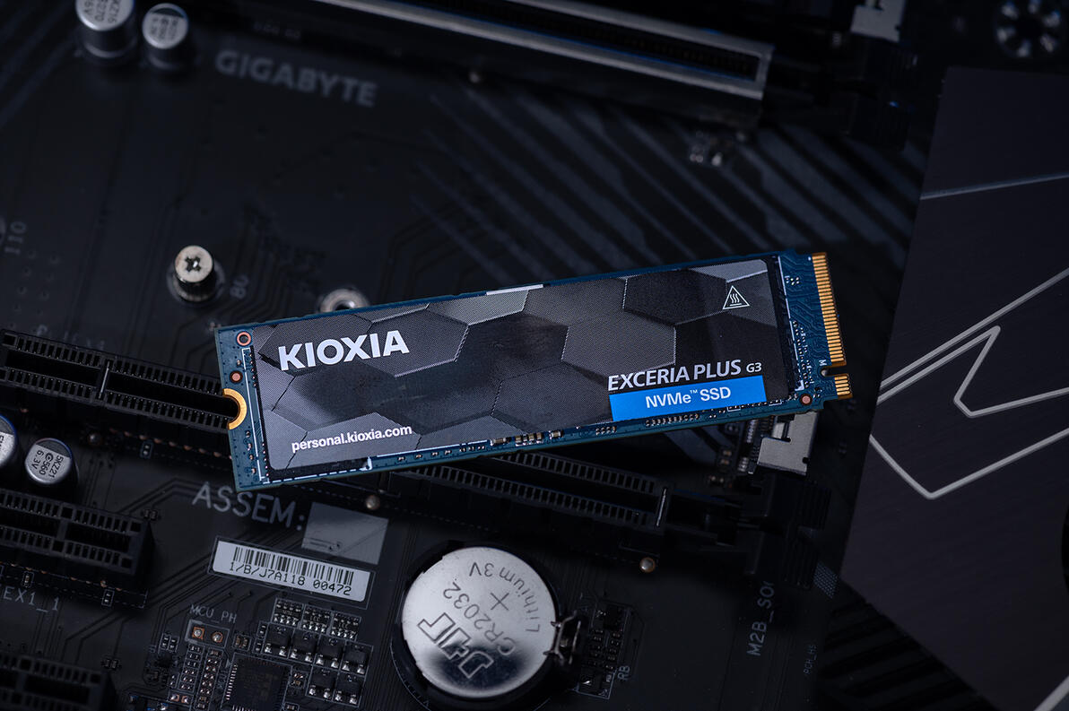 1200TBW写入量超耐久，铠侠PCIe4.0 SD10极至光速SSD体验 - 哔哩哔哩