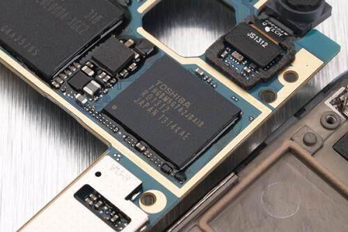 手机 eMMc 5.1和UFS 2.1闪存差距有多大？（科普） - 哔哩哔哩