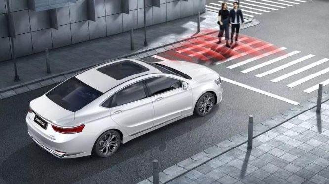 再次领先，比亚迪AEB系统三大场景测试结果曝光，130km/h可刹停！ - 哔哩哔哩