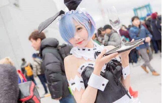 Cosplay产业现状，以及职业Cosplayer如何成名和收入。前篇 - 哔哩哔哩