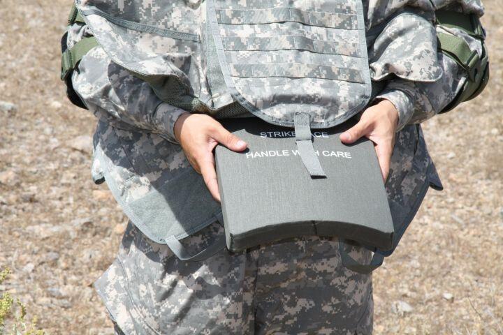 中美军用防弹插板对比——美国陆军篇 - 哔哩哔哩