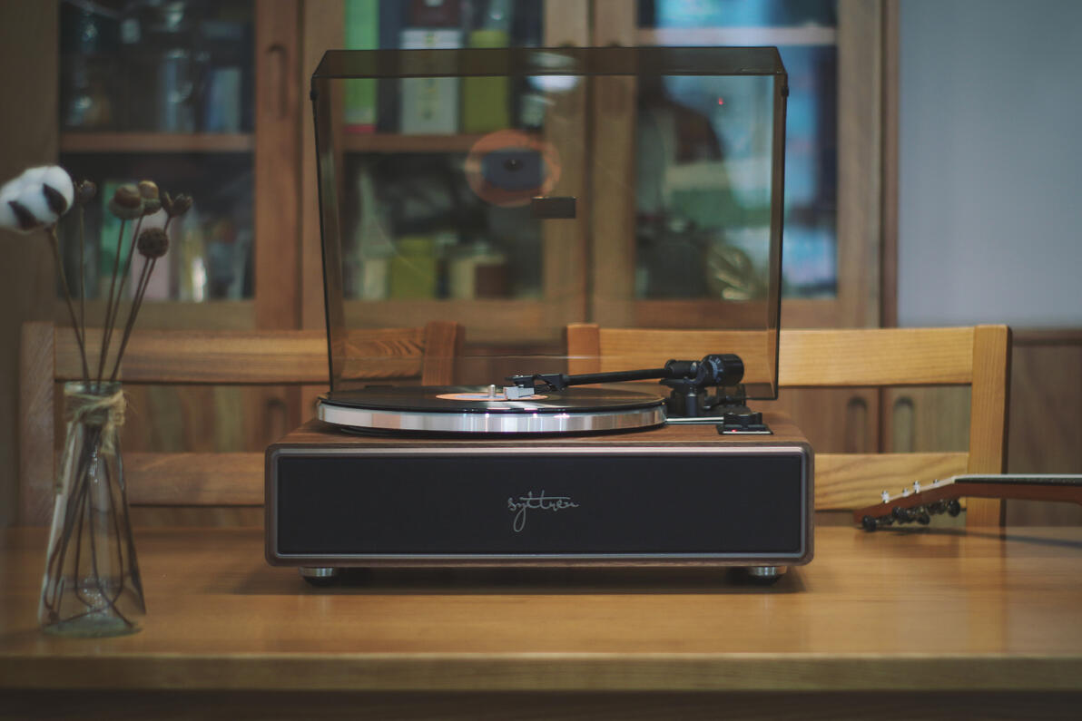 为了一张50年前的古董碟，我入手了Syitren PARON黑胶唱片机 - 哔哩哔哩