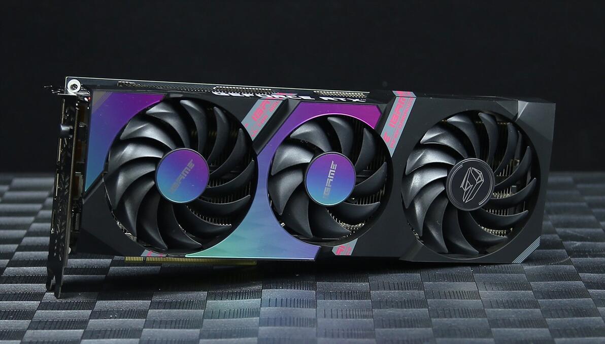 七彩虹3070显卡评测：比同价位2070S提升多少 - 哔哩哔哩