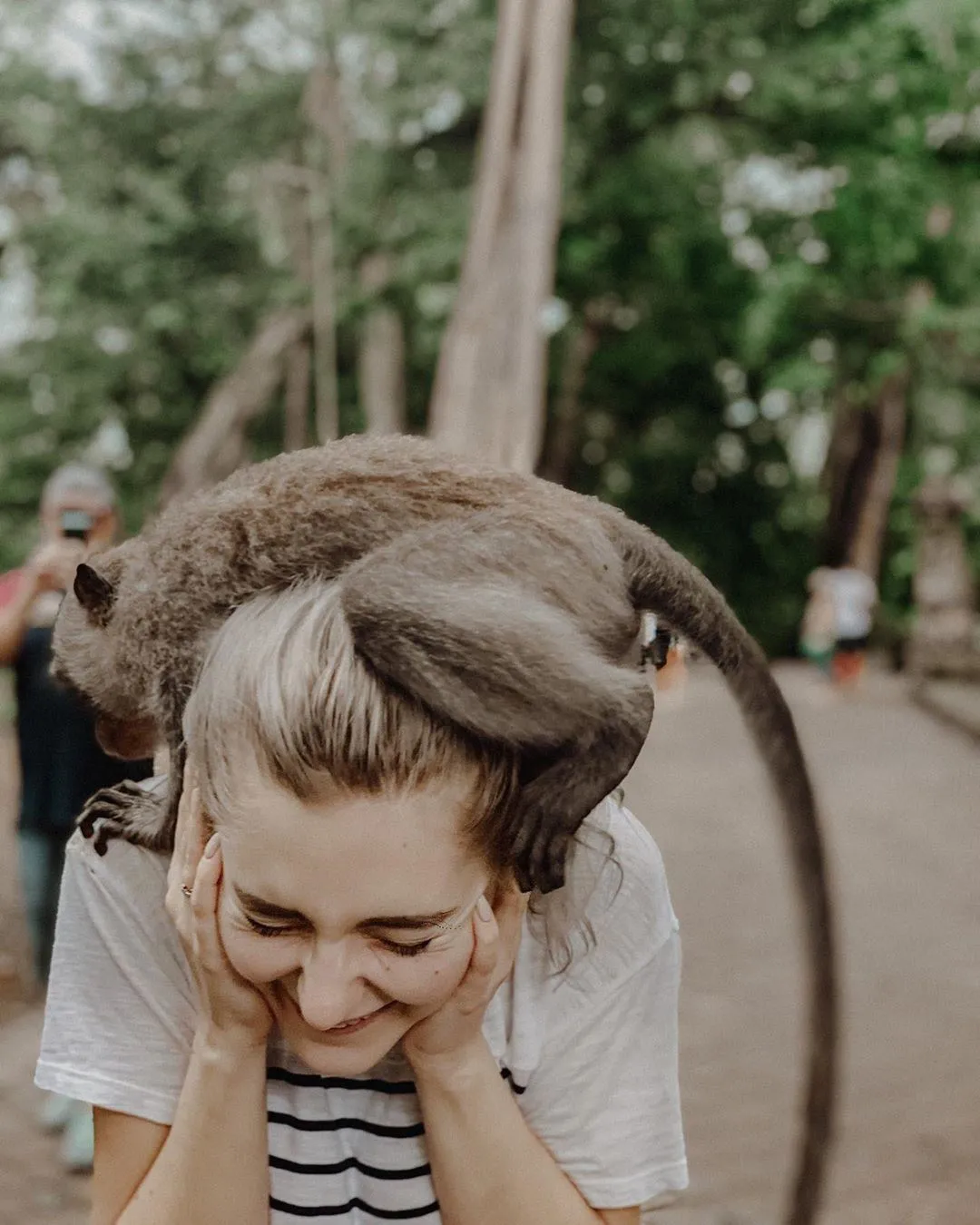 Eva Elfie|欧美第一人竟然是英雄联盟的拉克丝？ - 哔哩哔哩