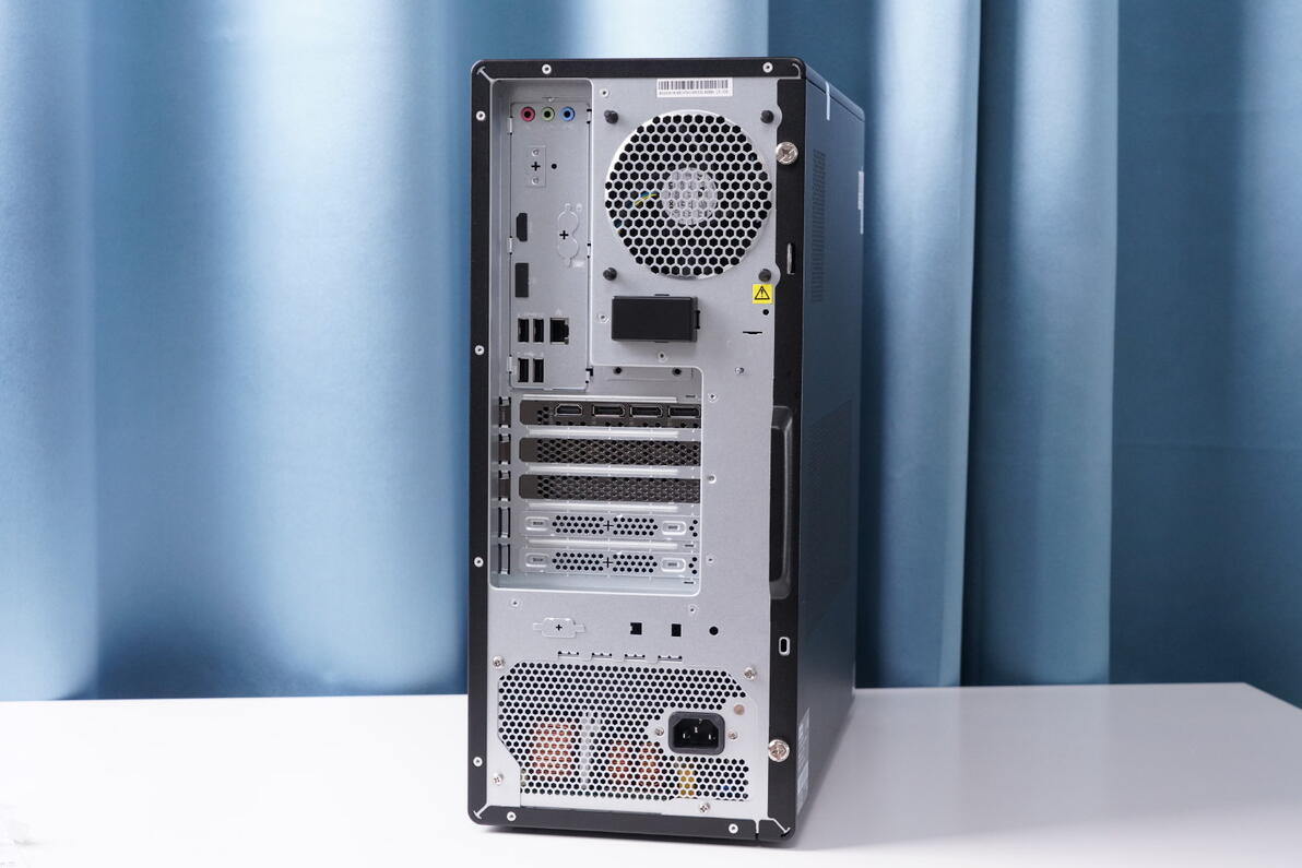 性能全面飙涨！ ThinkCentre P900商用台式机评测 - 哔哩哔哩