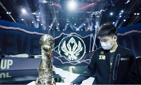 PDD：看到韩媒讨论LCK成绩下降是因为没有YM，成就感拉满 - 哔哩哔哩