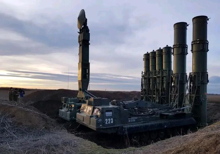 【坦克型号盘点系列】T-80底盘的其他衍生车辆 - 哔哩哔哩