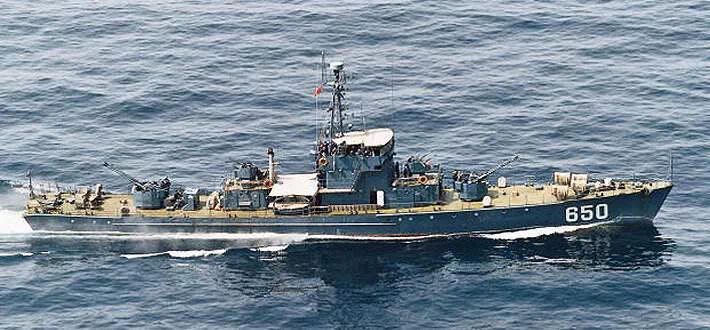 黄水战列舰，近海衣阿华—037型猎潜艇！ - 哔哩哔哩