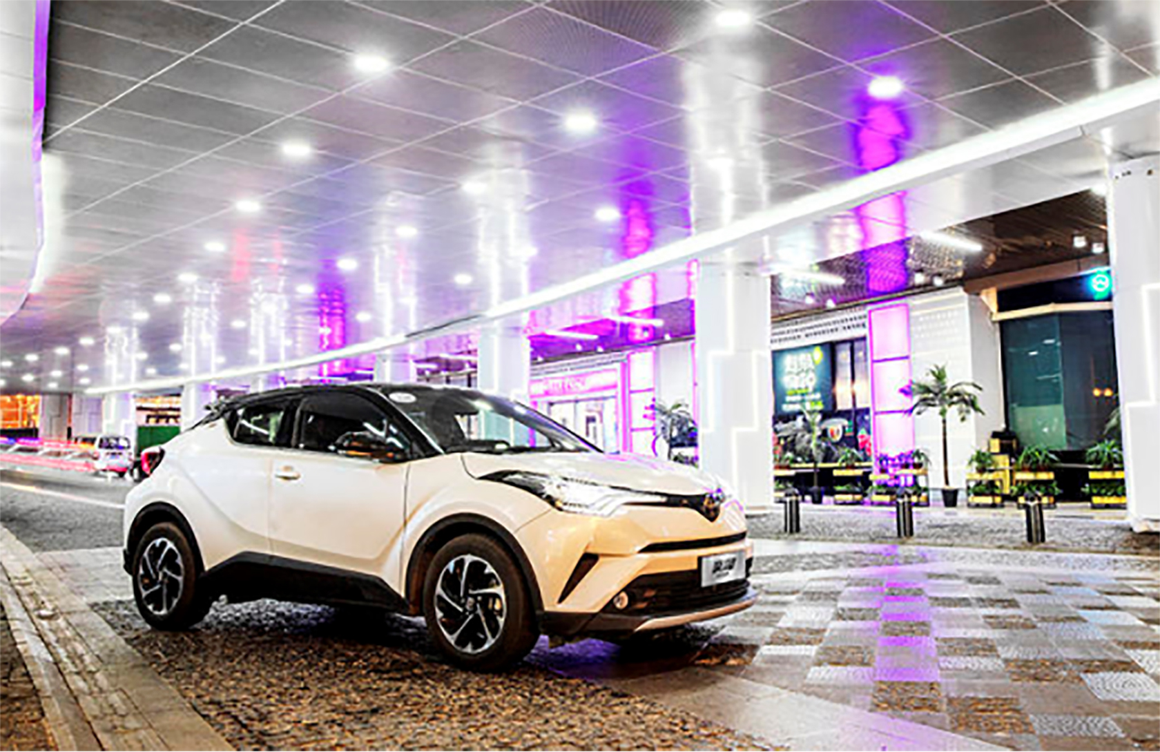 奕泽IZOA是潮流炫酷SUV的拓荒者 - 哔哩哔哩