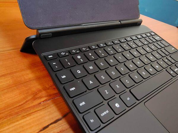 JingPad A1（工程样机）Linux平板测评，第1部分【超长文 by Tuxphones】 - 哔哩哔哩