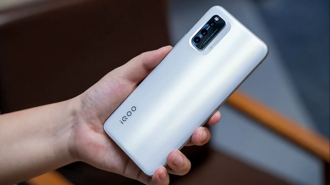 跌至1799元，骁龙870+144Hz竞速屏，等等党该出手了 - 哔哩哔哩