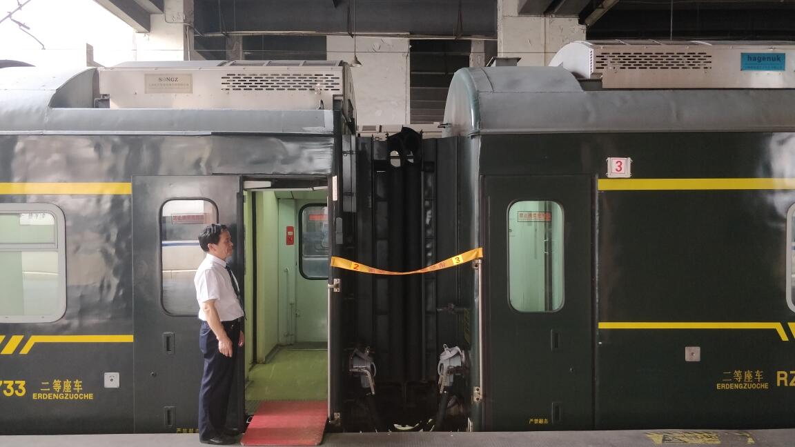 上海局最后的25Z、全路唯一标准高度的25Z——T7785/6西湖畔的西子号 - 哔哩哔哩