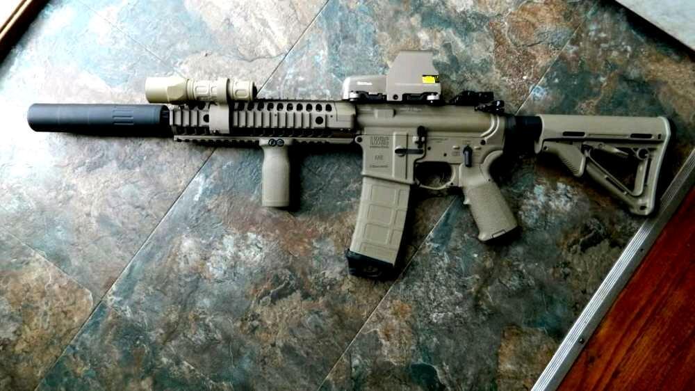 武器专栏：LWRC M6突击步枪 - 哔哩哔哩