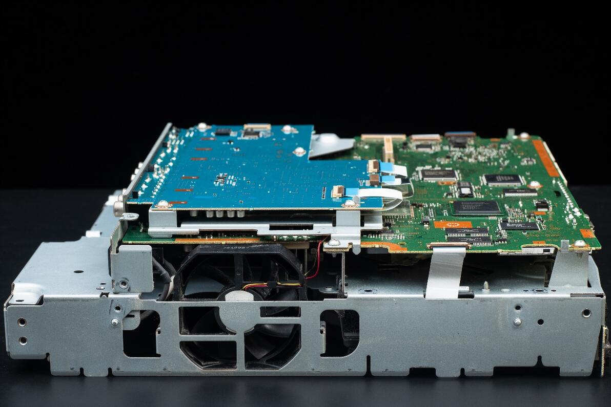 15年前100,000円的最强“PS”有多复杂？索尼PSX拆解修复 - 哔哩哔哩