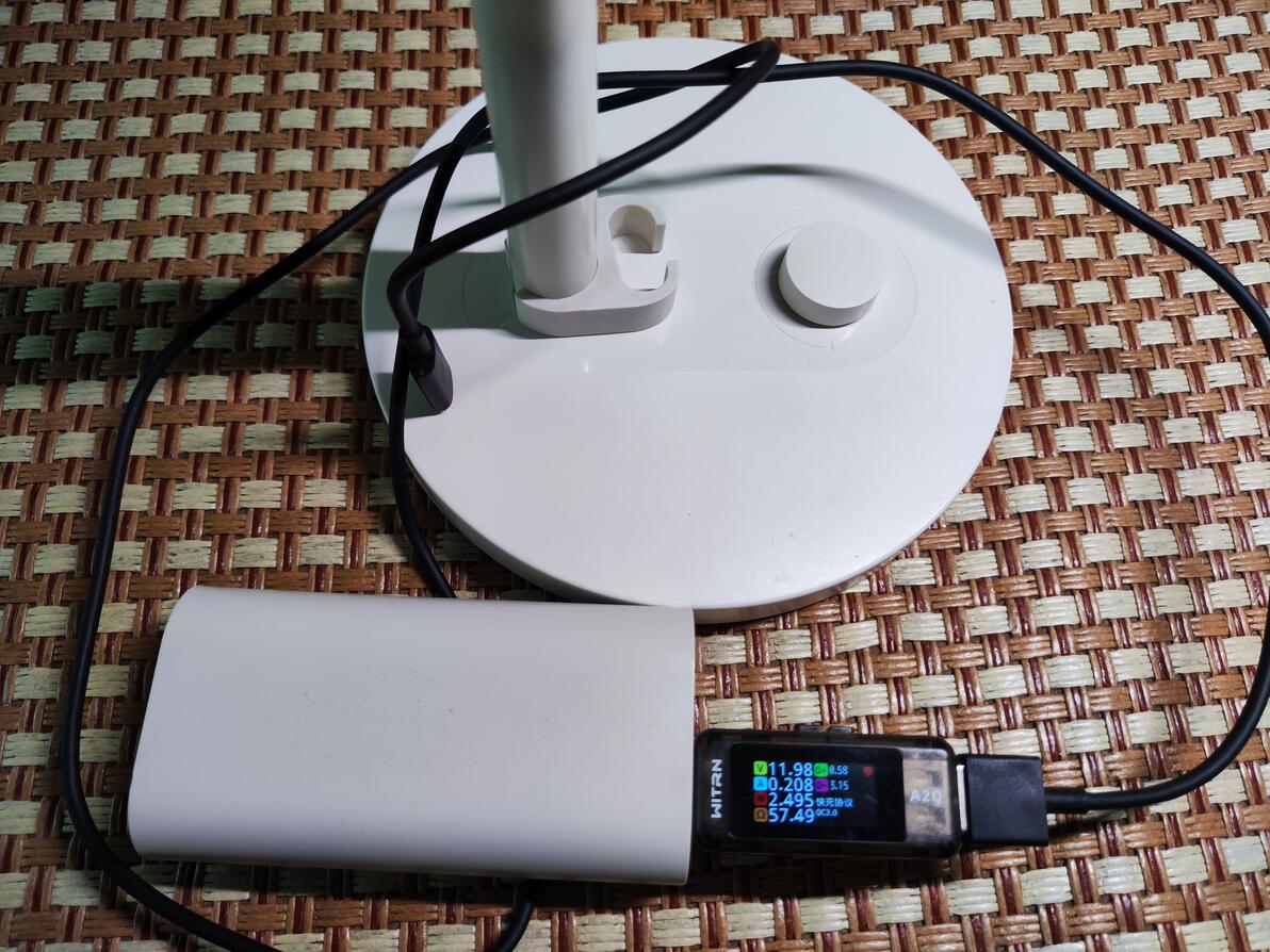 米家台灯1S改TypeC供电 - 哔哩哔哩