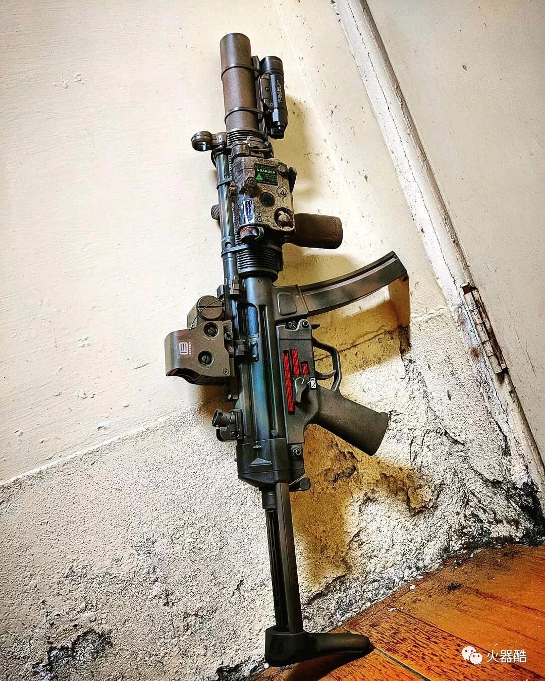 《轻武器》德匠制造，HK MP5（HK篇） - 哔哩哔哩