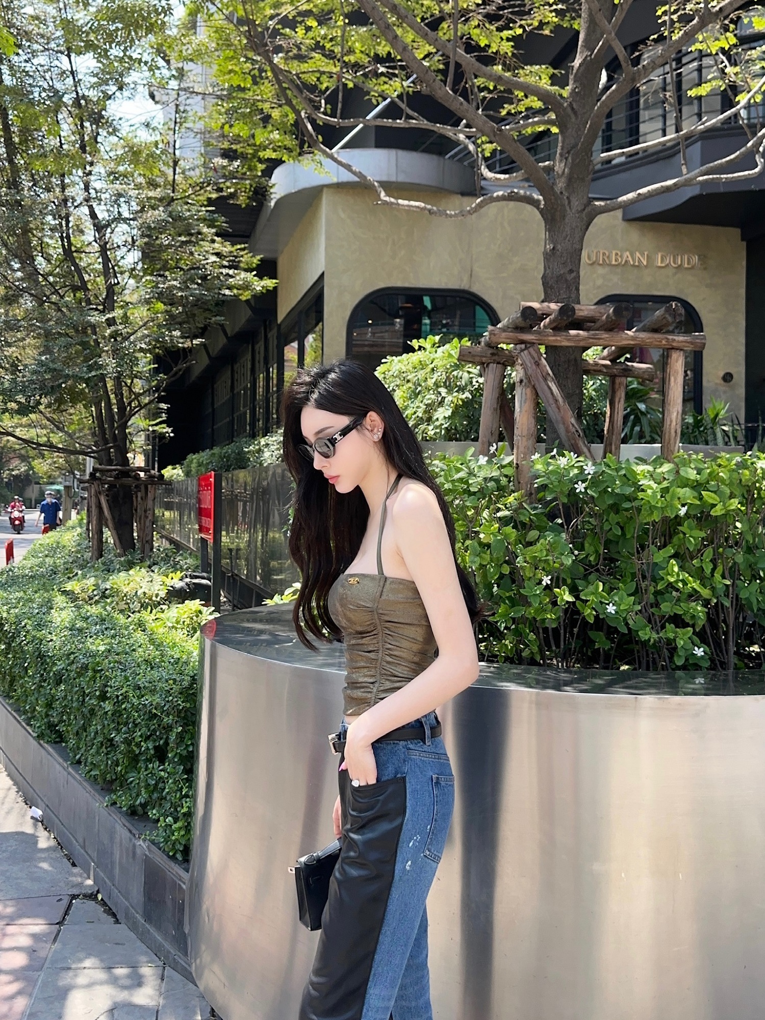 woppei 夏季新款小众设计感高腰直筒独家绝版私服拼皮牛仔裤女 - 哔哩哔哩