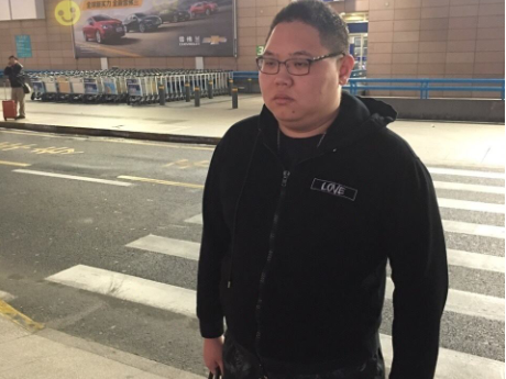 PDD：Solo只输过两个人，1个帮IG拿了世界冠军，1个去了德云色！ - 哔哩哔哩