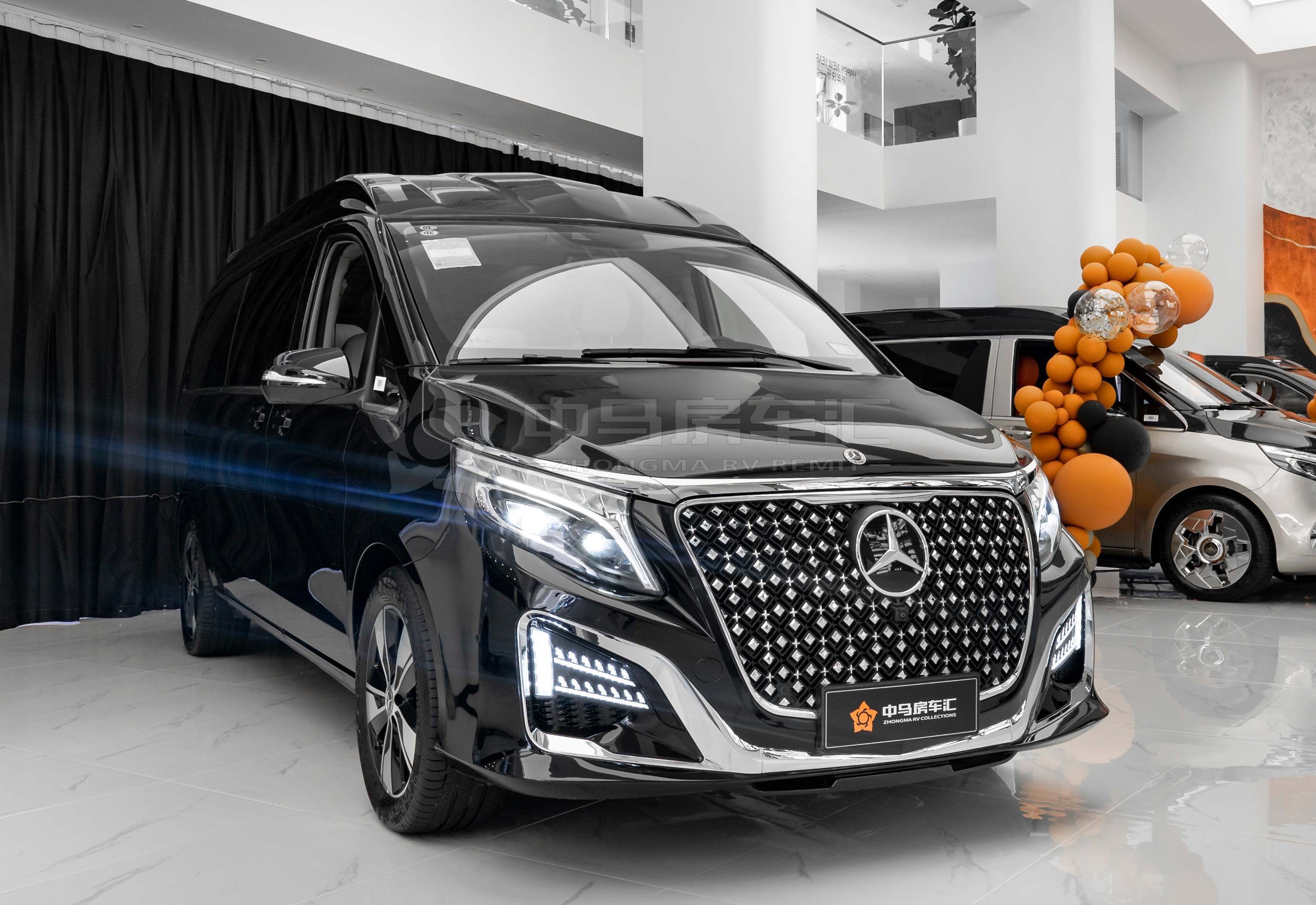 高顶霸气7座商务车，奔驰V260L雅系列满足商务接待、家庭旅游 - 哔哩哔哩