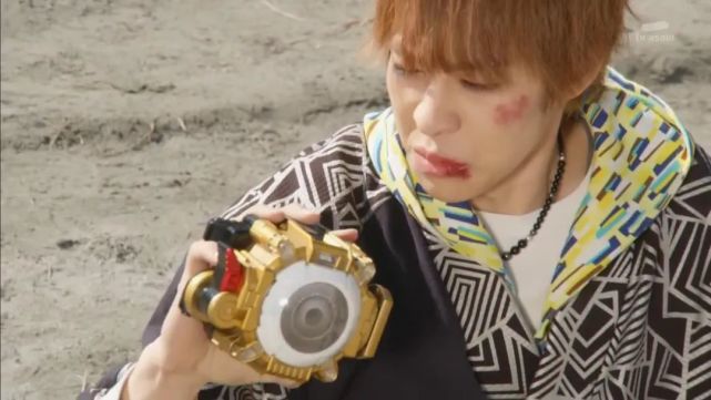 汇总那些主骑的融合变身道具，你知道几个？ - 哔哩哔哩