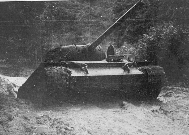 苏联对T44坦克的测试 - 哔哩哔哩