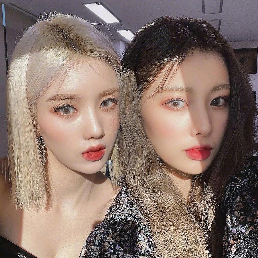 IZONE成员权恩妃ins近日更新 - 哔哩哔哩