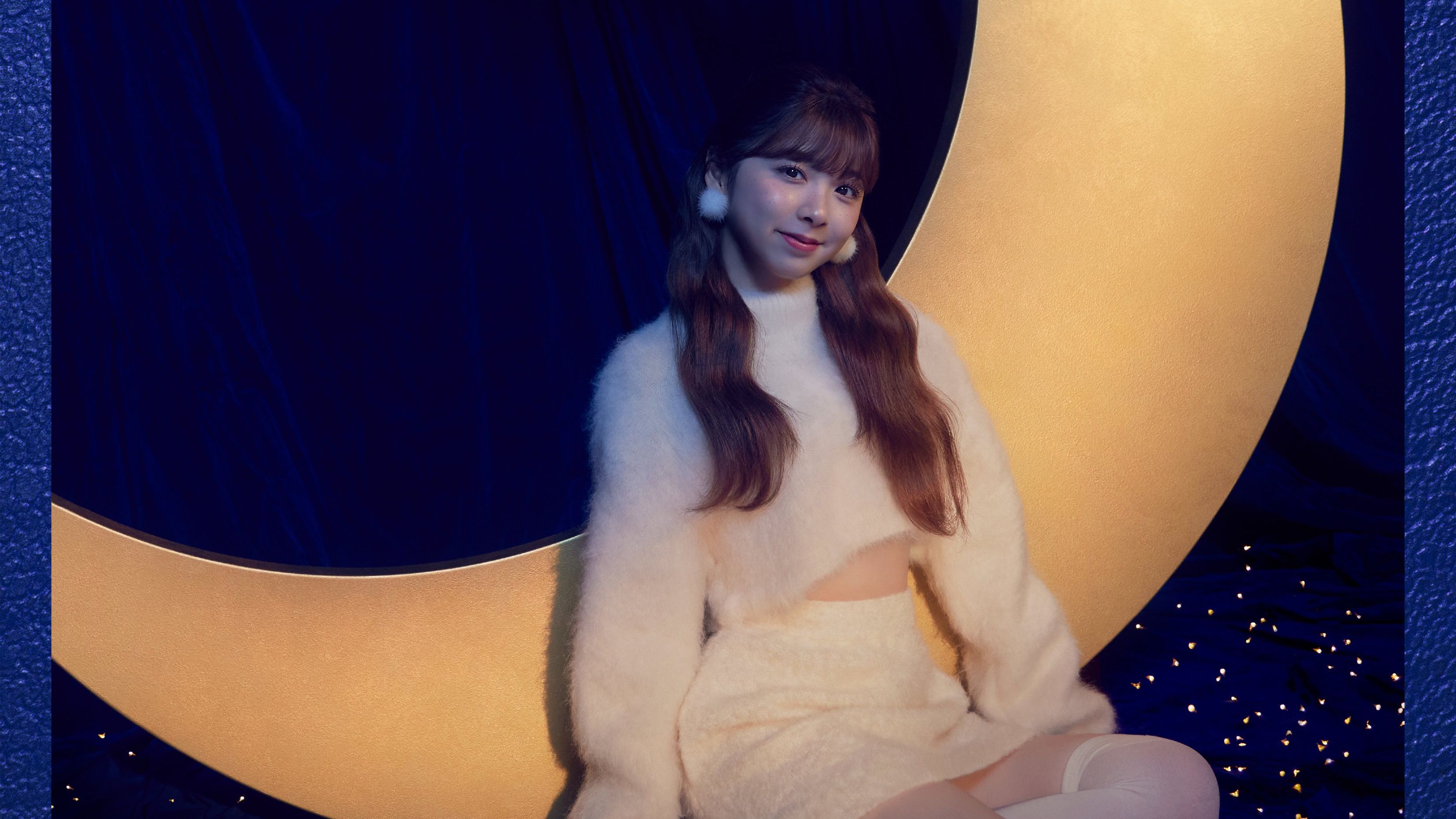 NiziU 4th Single『Blue Moon』2022.12.14 Out WithU Limited Edition - 哔哩哔哩