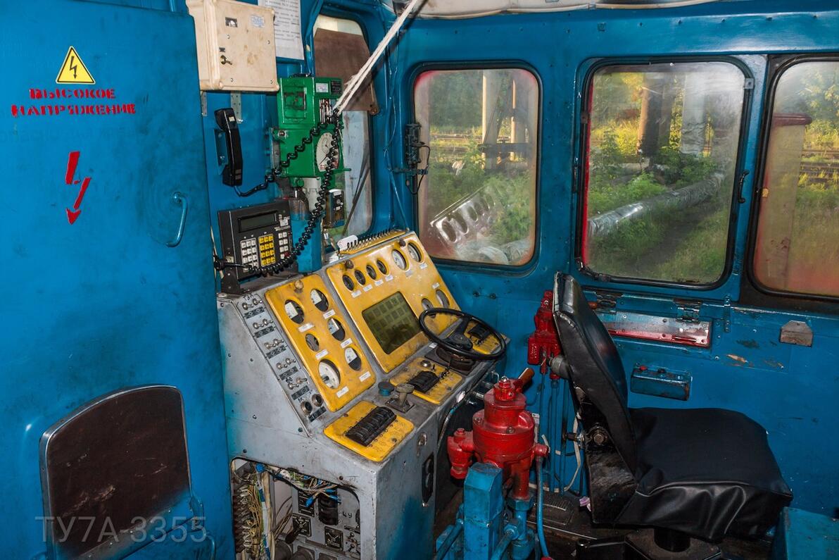 【科普】中间构架式四轴转向架——苏联铁道部TEM7型和TEM7A型内燃机车 - 哔哩哔哩