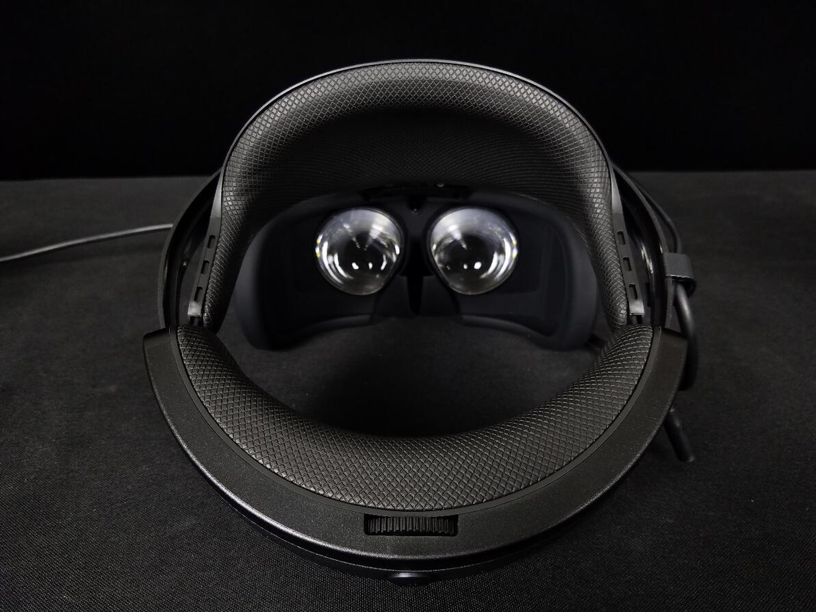 平价版Oculus？国产VR头显Hypereal Pano体验 - 哔哩哔哩