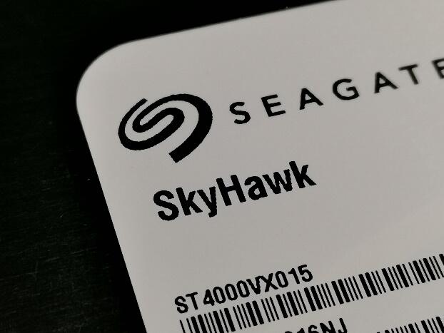 最强空气盘易位：希捷银河Exos 7E10测试 - 哔哩哔哩