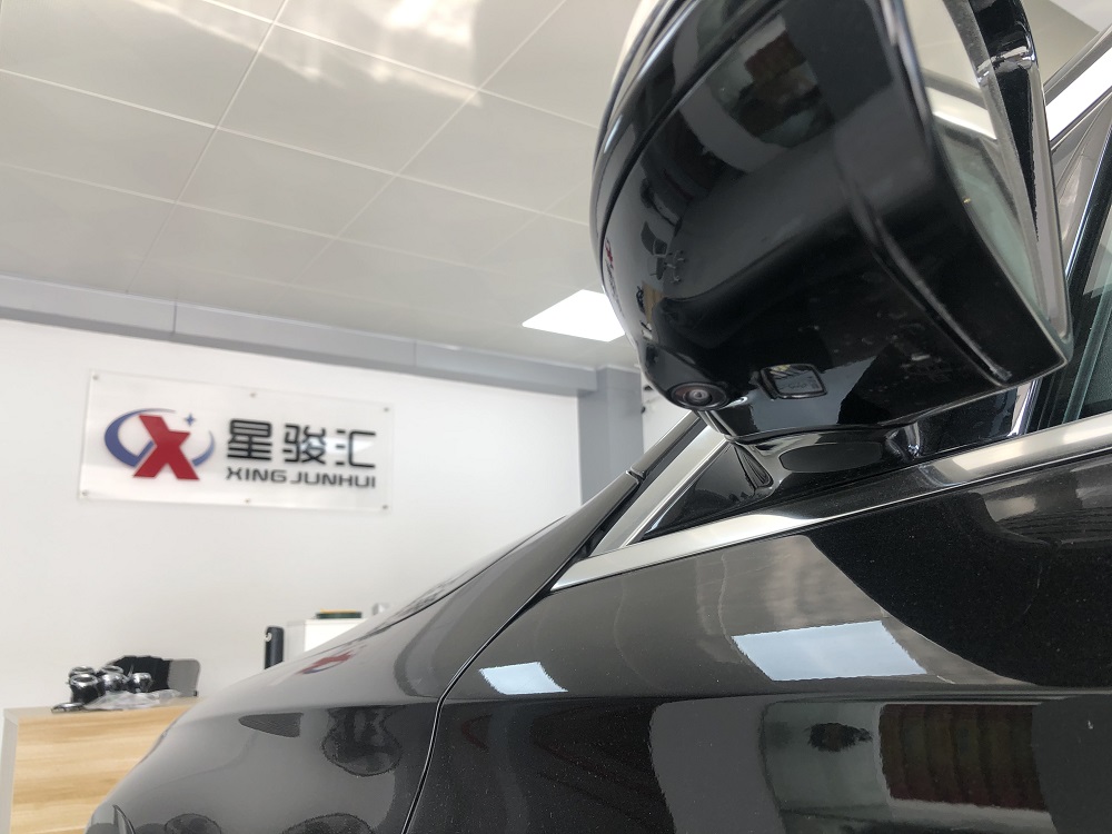 21款奔驰E260L升级原厂360全景影像 泊车更加安全 - 哔哩哔哩