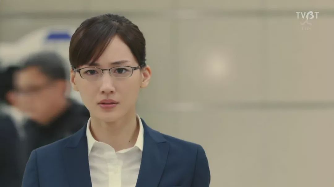 绫濑遥再演最美继母，《继母与女儿的蓝调》推出新年特别篇 哔哩哔哩