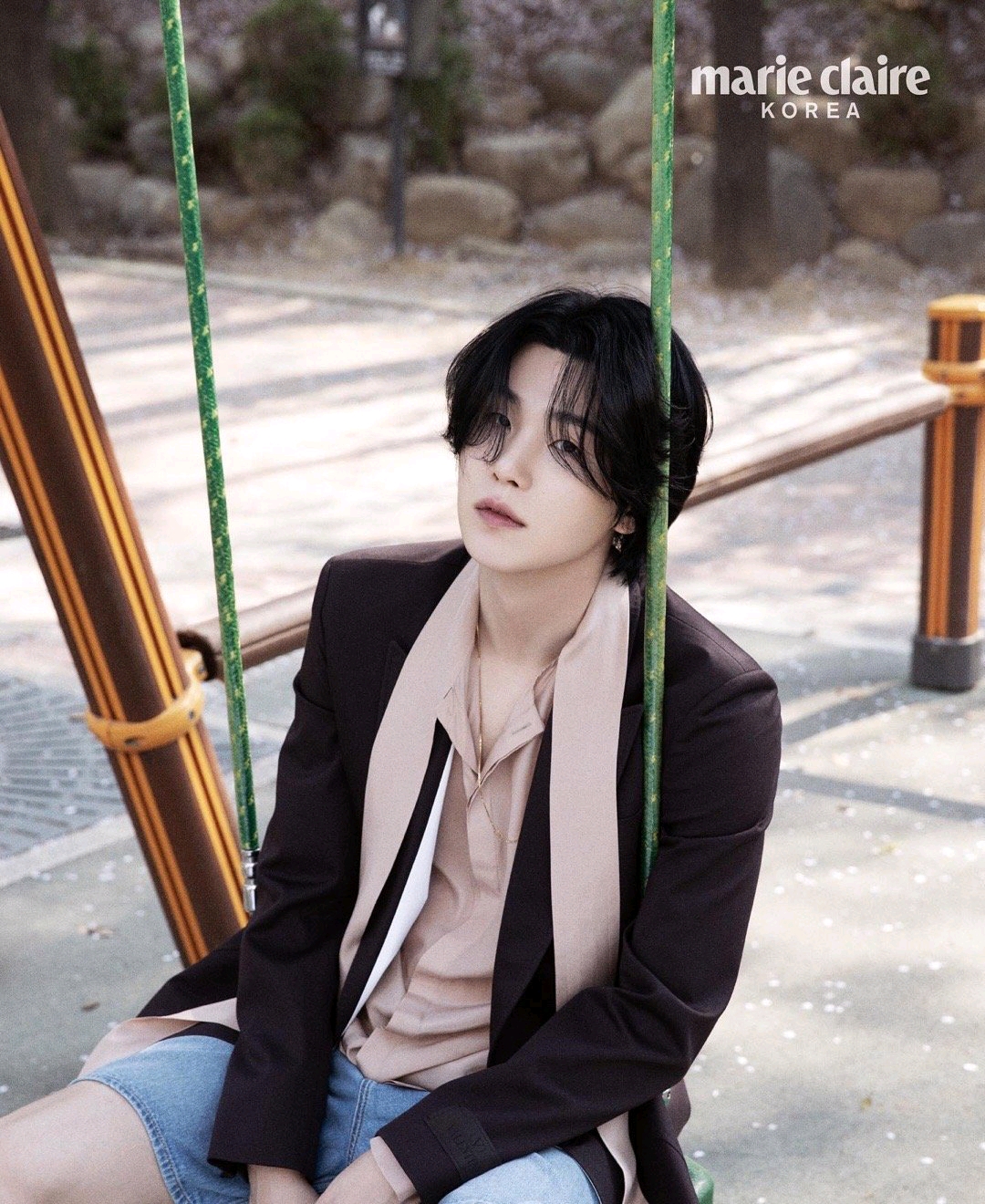 【BTS 防弹少年团】闵玧其 SUGA— Agust D '解禁'MV 壁纸图＋marie claire 杂志壁 - 哔哩哔哩