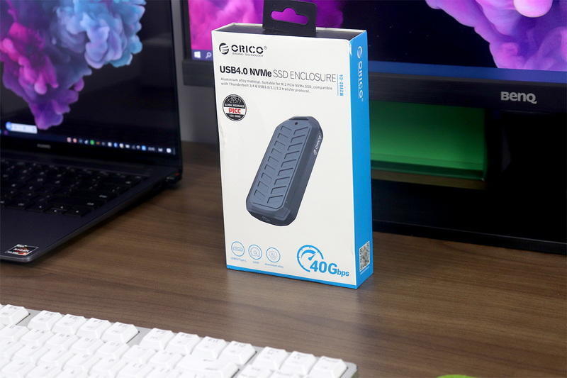 告别U盘，提前感受极速PSSD！ORICO USB4.0固态硬盘盒上手 - 哔哩哔哩