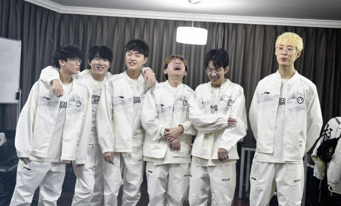 恭喜Cryin！重回赛场！IG官宣：中单Cryin正式加入！粉丝拍手叫好 - 哔哩哔哩