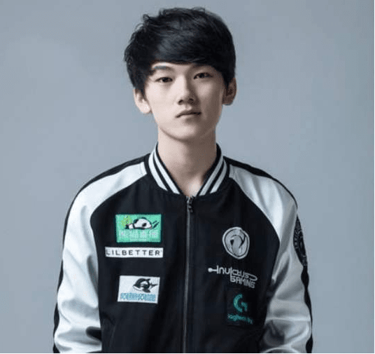 Jacklove疯狂被弹幕支配，一个敢教一个敢听 - 哔哩哔哩