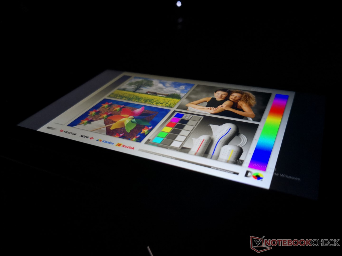 GPD WIN 3 评测：非微软官方的 Switch（上篇） - 哔哩哔哩