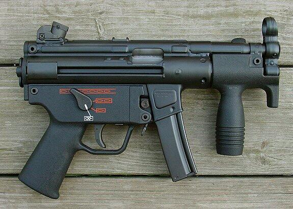 轻武器科普之H&K MP5K冲锋枪 - 哔哩哔哩