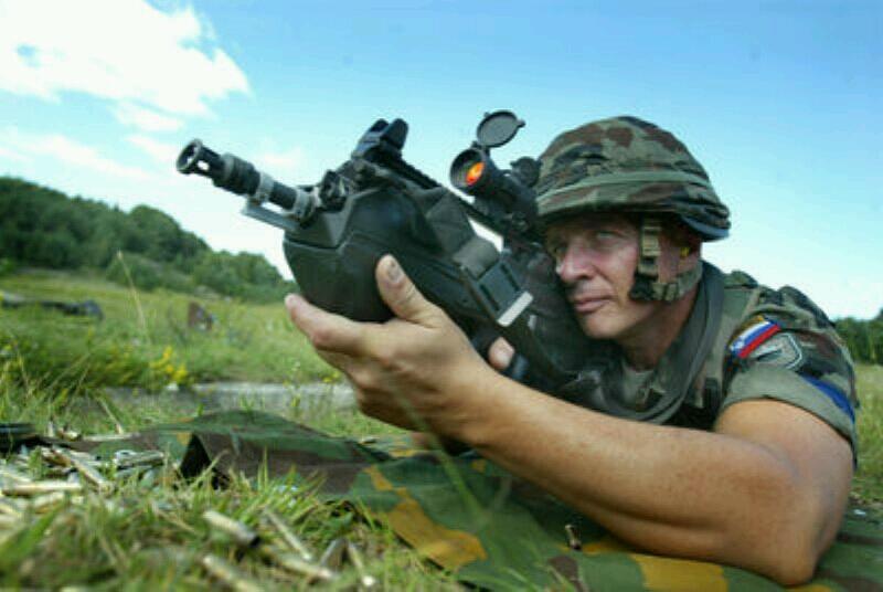 轻武器科普之F2000及其民用型 - 哔哩哔哩