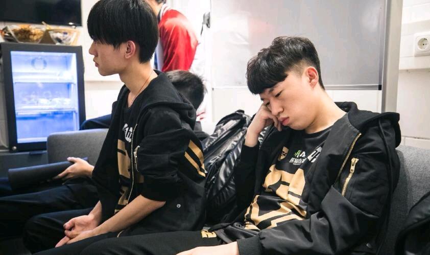 七年世界赛，76场比赛只有6个mvp，xiaohu的问题出在哪里？ - 哔哩哔哩