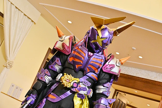 假面骑士Buffa狂热僵尸无双形态简介，追加无敌披风，或将成为下一阶段BOSS - 哔哩哔哩