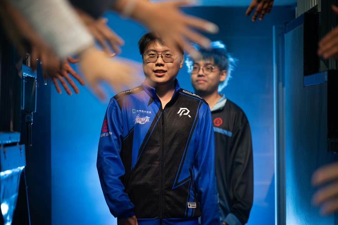 梦醒了：AR结束TI12之旅，荣获殿军！ - 哔哩哔哩