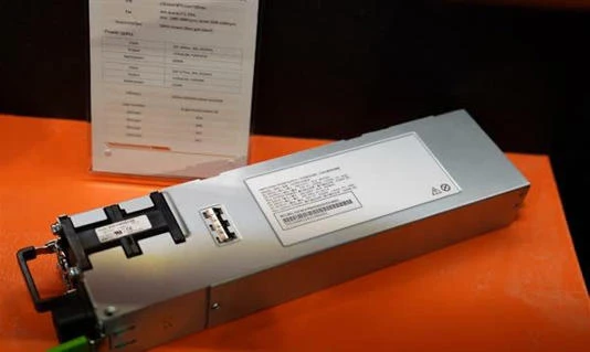 鑫谷展示5500W CRPS电源：转换效率96％ 钛金标准除了以昆仑九重KE-1300P 1300W为代表 - 哔哩哔哩