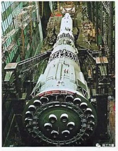 火箭发动机，人类玩火的极致（五）——RD-170火箭发动机诞生，至今难以被超越 - 哔哩哔哩