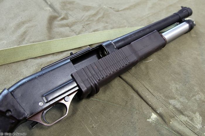 恶臭喷子——塔科夫杂谈之TOZ KS-23M霰弹枪 - 哔哩哔哩