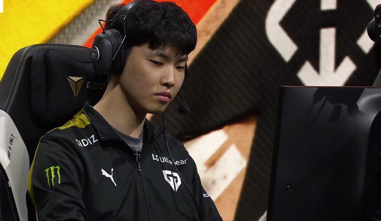 Chovy排名超Faker，采访引发巨大争议：比起成绩，更重视自己表现 - 哔哩哔哩